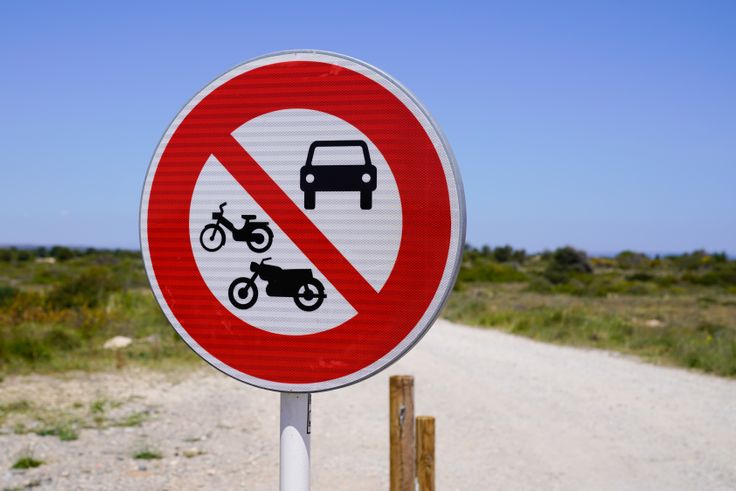 Signalisation autoroutière : Guide pour décoder les panneaux et les ...
